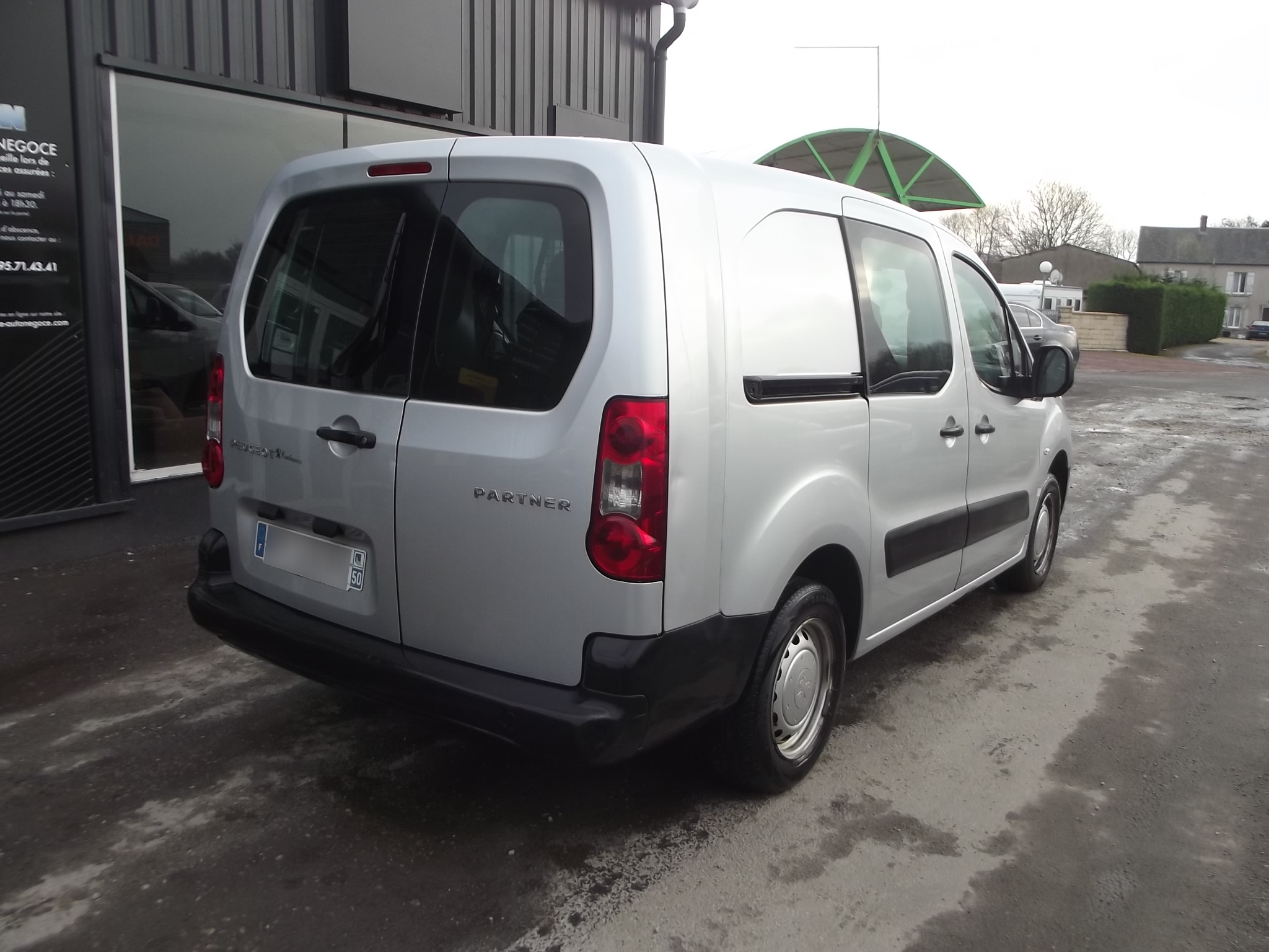 Peugeot Partner 1.6 HDI 90 CH - Anna Rose Automobiles