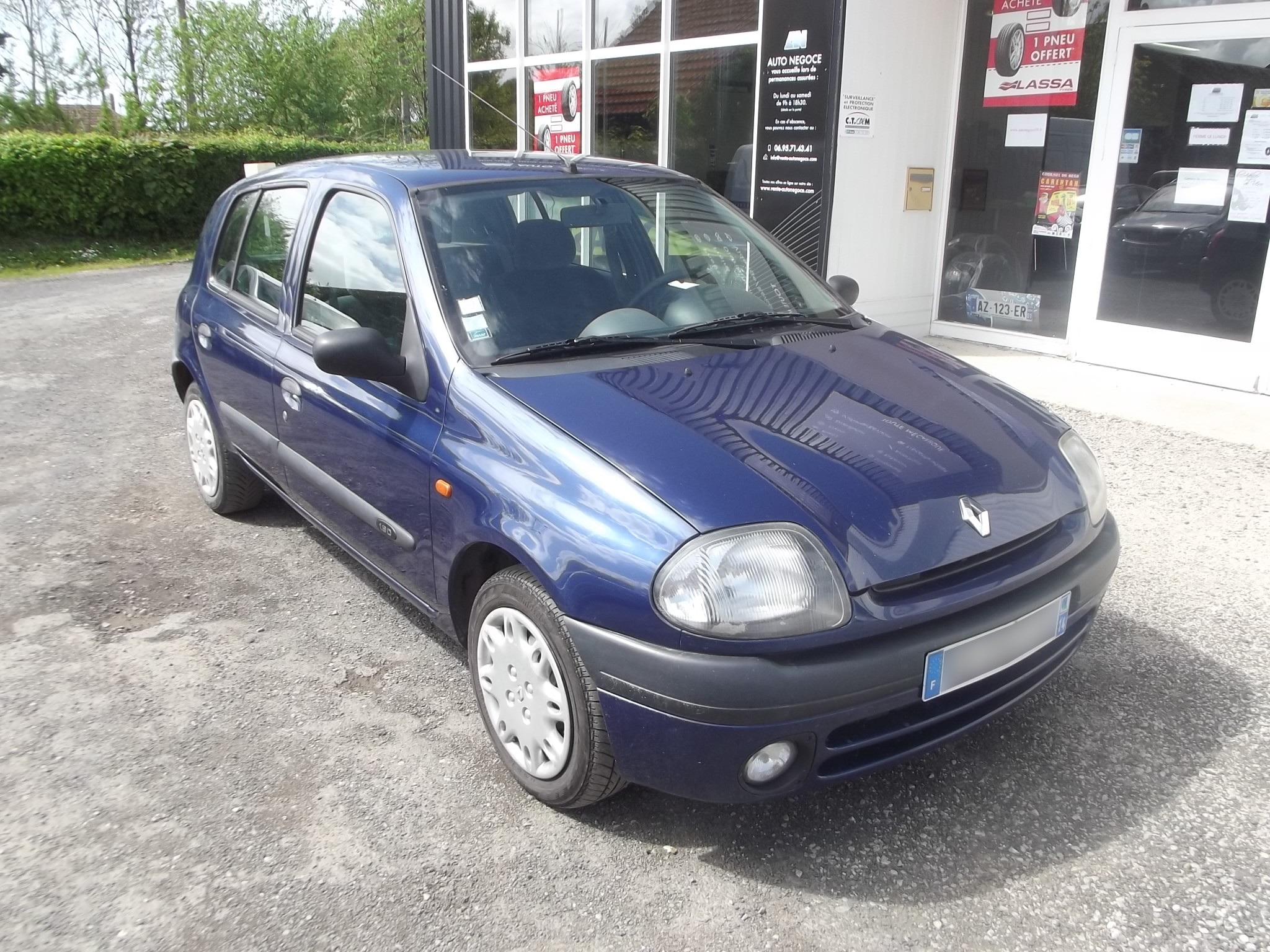 Renault Clio 2 1.9D 65CH - Anna Rose Automobiles
