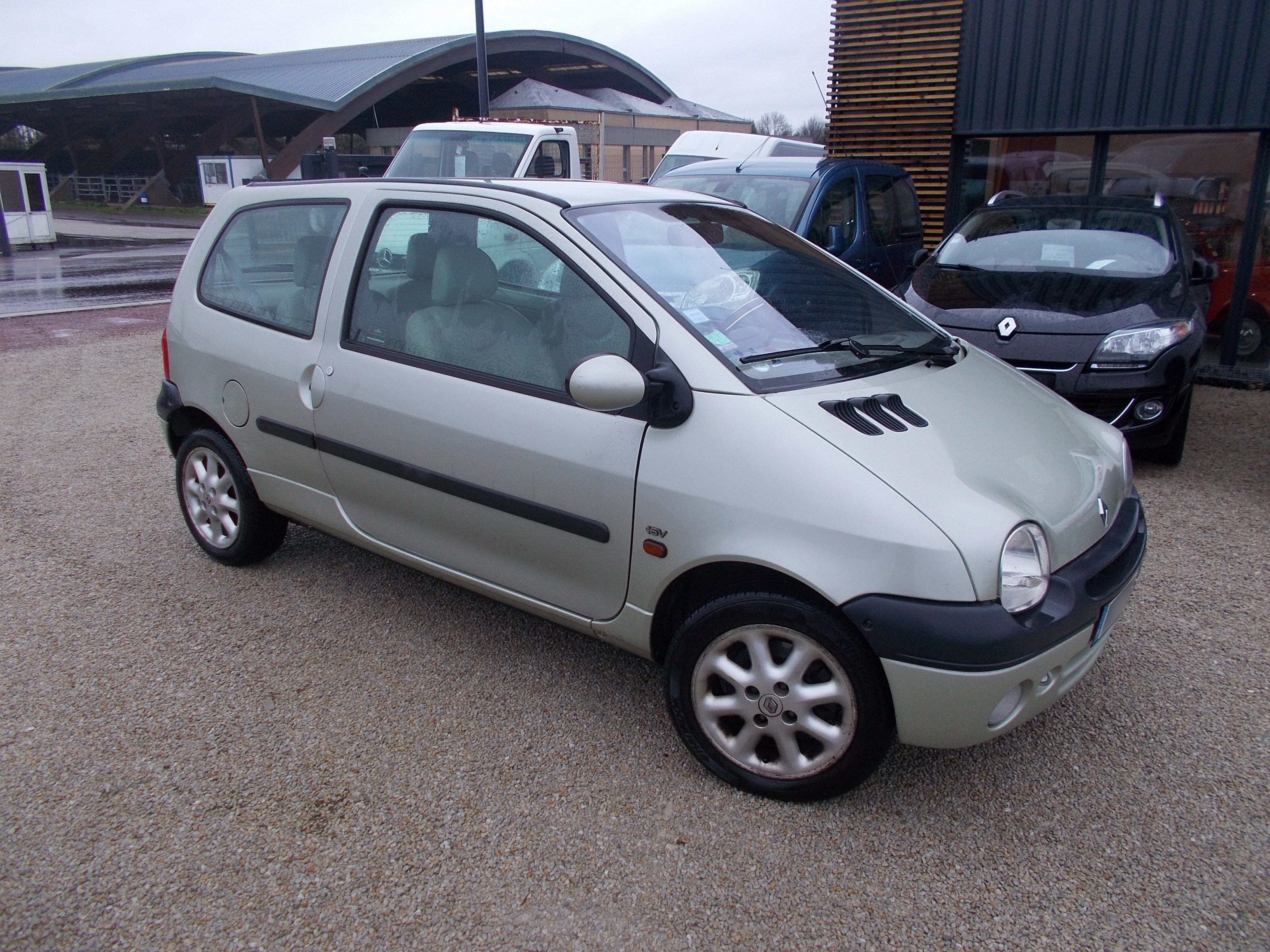 Renault Twingo 1.2 i 75 CH - Anna Rose Automobiles